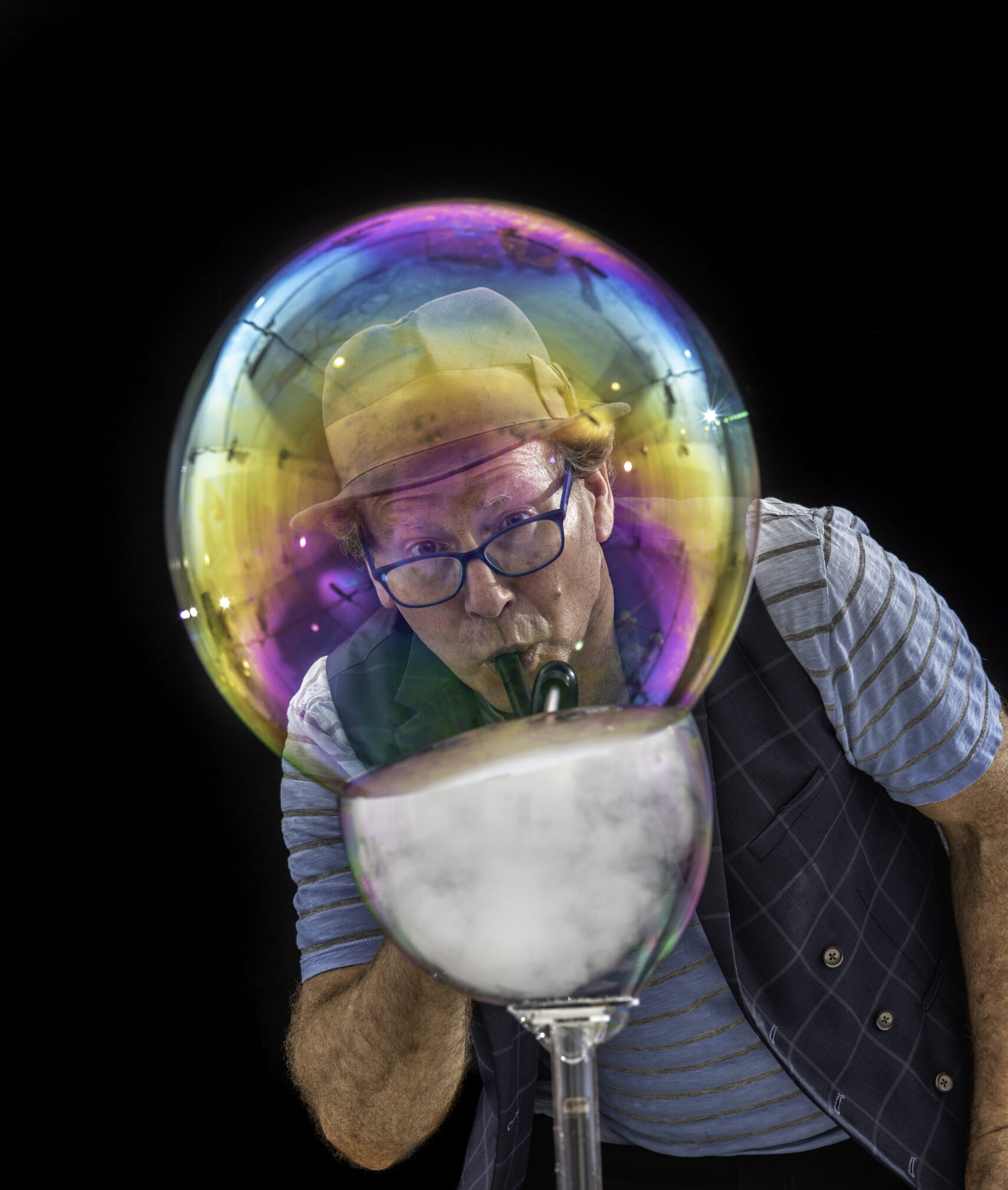 Bubbling Over with Questions: A Chat With the Amazing Bubble Man ahead ...