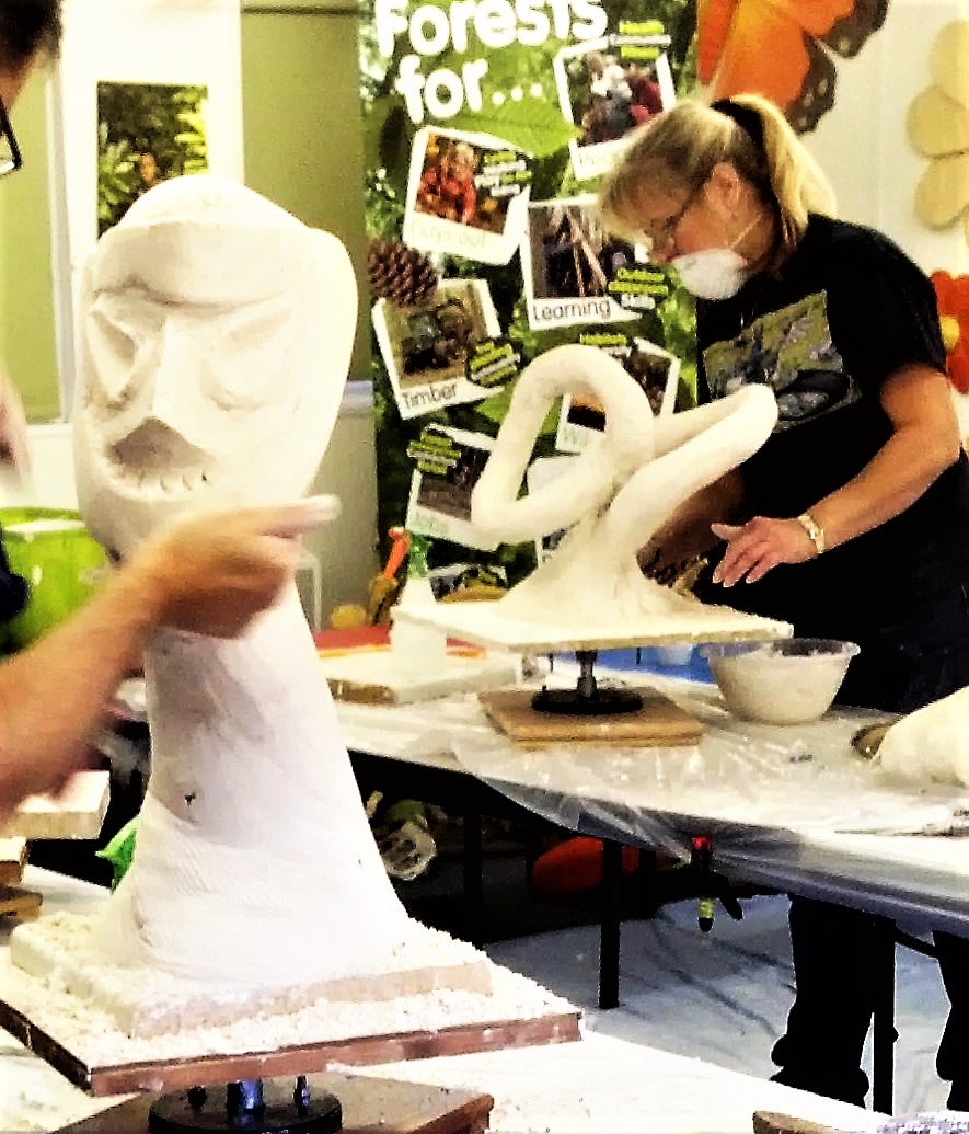 Fancy trying your hand at sculpture? - Wolverhampton Arts Centre